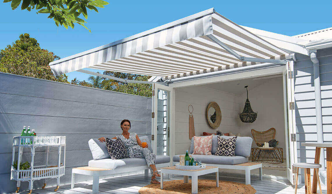 Retractable Awnings - Why They Are A Great Investment
